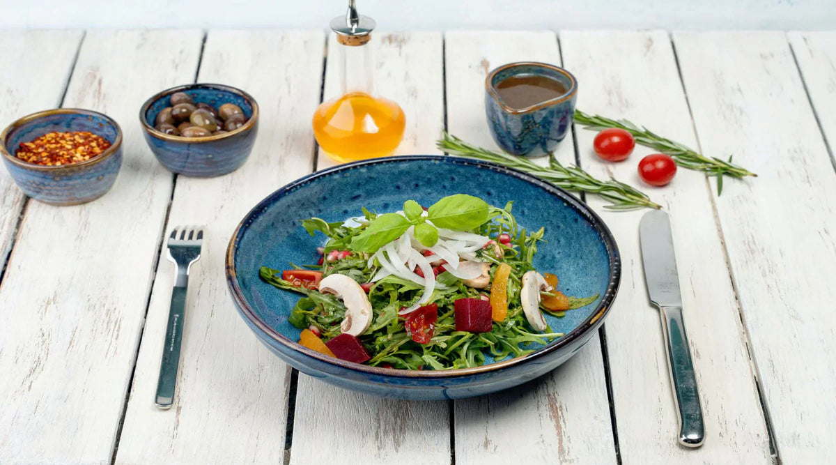 How to Use A Fork and Knife – Far & Away US