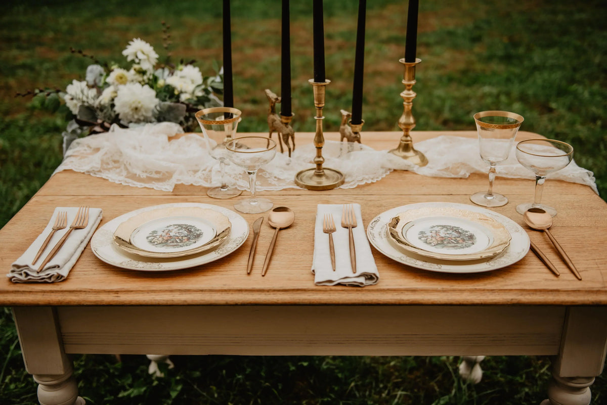 How to Set Cutlery on Table – Far & Away US